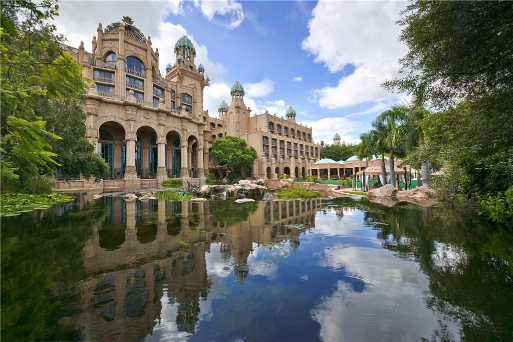 The Palace of the Lost City at Sun City Resort - Vacaciones de golf con ...